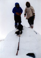 The Franklin Trail - Building an igloo